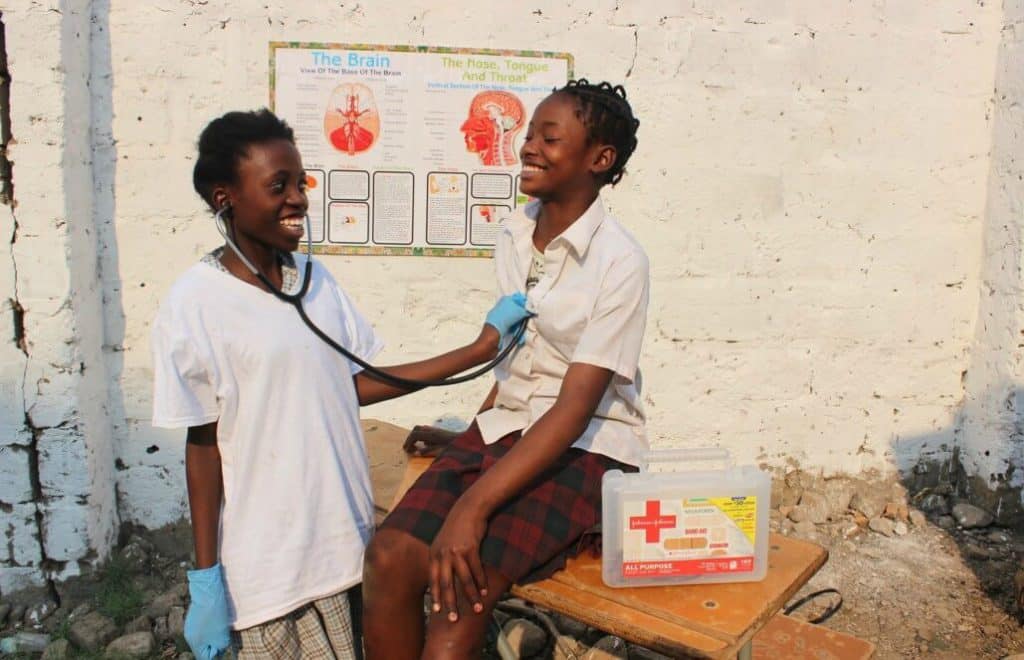 What is Humanitrian Aid and How Can Volunteering Benefit Those in Need